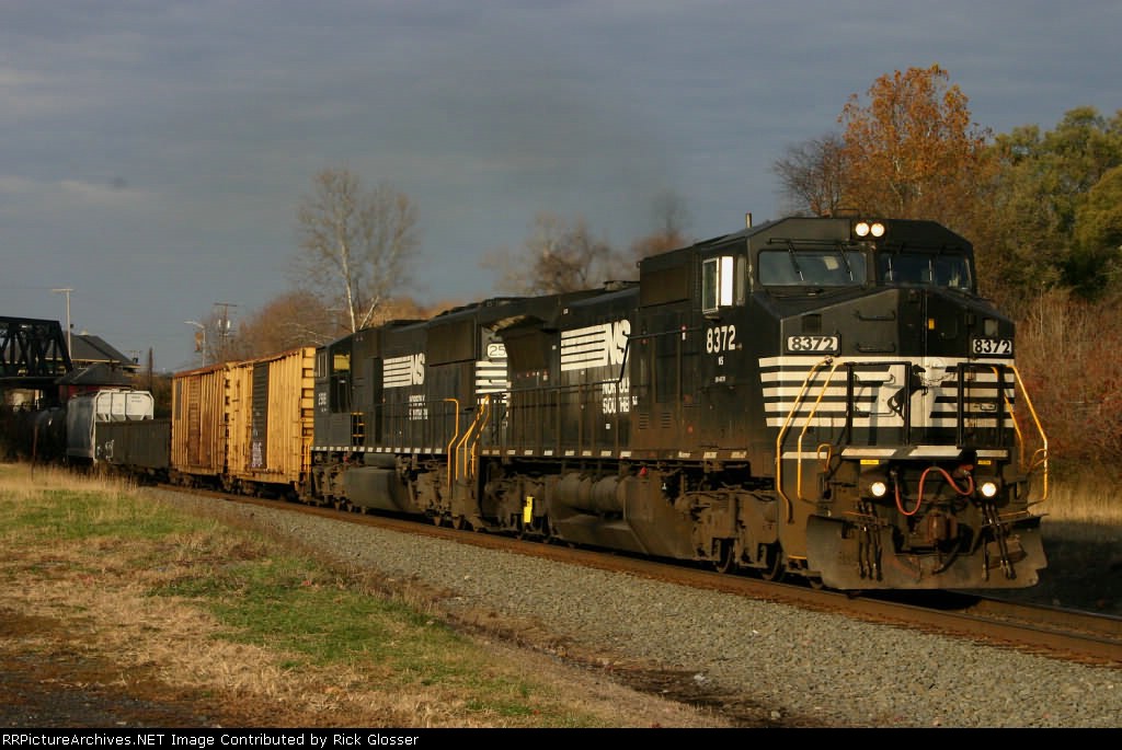 NS Eastbound 18G @ 0843 hrs.